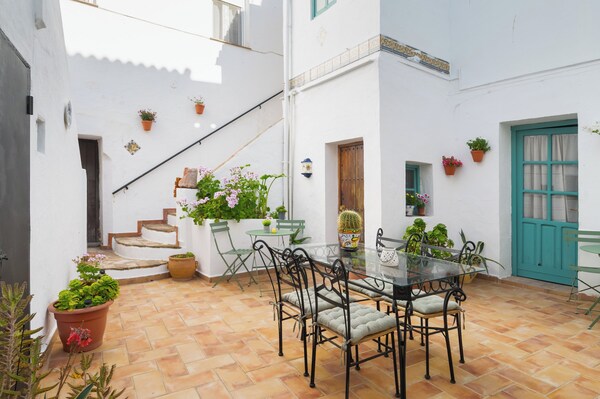Apartment 'Lolita' With Shared Garden, Wi-fi And Air Conditioning - Carmona