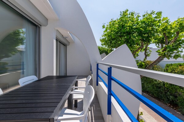 Apartment With Terrace - La Grande-Motte
