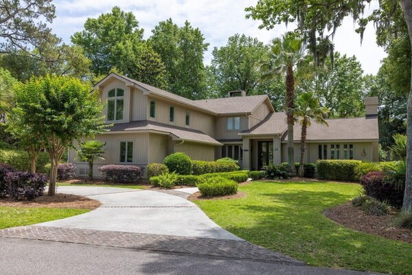 16 Ridgewood Lane At The Sea Pines Resort - Bluffton, SC