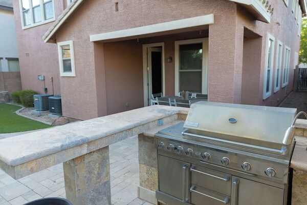 Charming Gilbert Home In Peaceful, Prime Location. - Gilbert, AZ