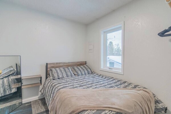 Hospital Heights Hideaway - Alaska