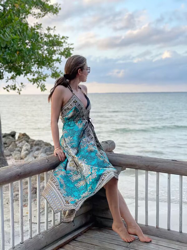 Curious Island - Caribbean