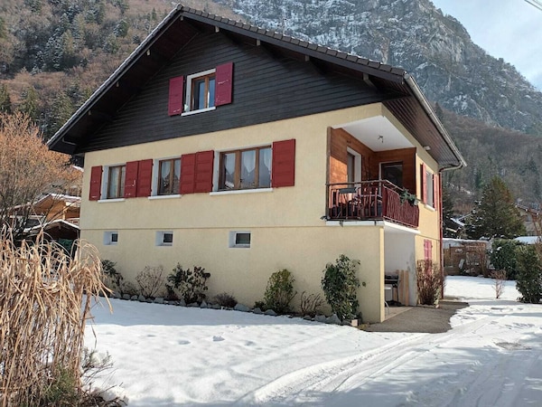 Maison Chaleureuse Et Très Spacieuse à 10min Des Pistes Ou Du Lac D'annecy - Thônes