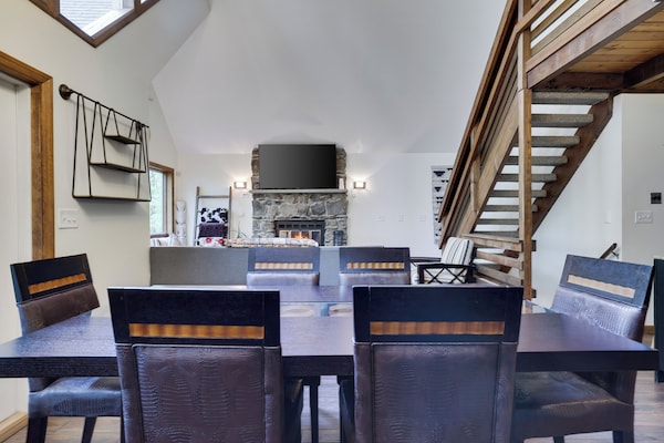Welcome To The Sparrow Located In The Amenity Filled Hideout! - Lake Wallenpaupack, PA