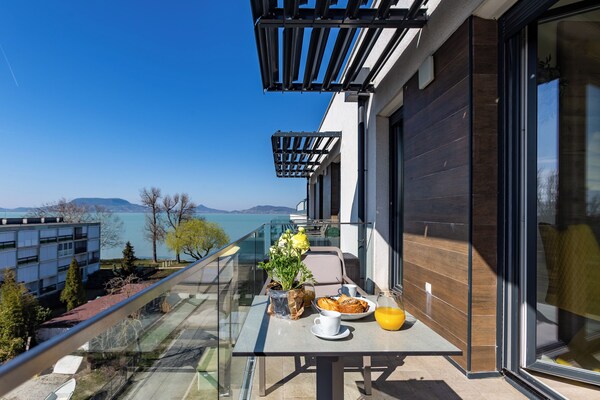 Sunset Resort 409 With Pool, Fonyód, Hungary - Hồ Balaton