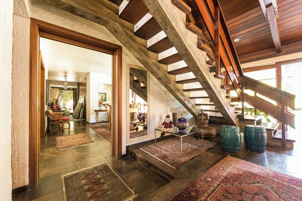 Beautiful Mansion In Asuncion - Porto Alegre