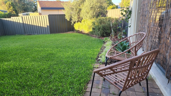 Peachy Keen - Beachfront In Silver Sands. Family + Pet Friendly Mandurah Base. - Mandurah
