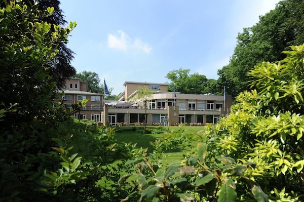 Blissful Nature Vibes With Spa & Pool Access! Free Parking - Groesbeek