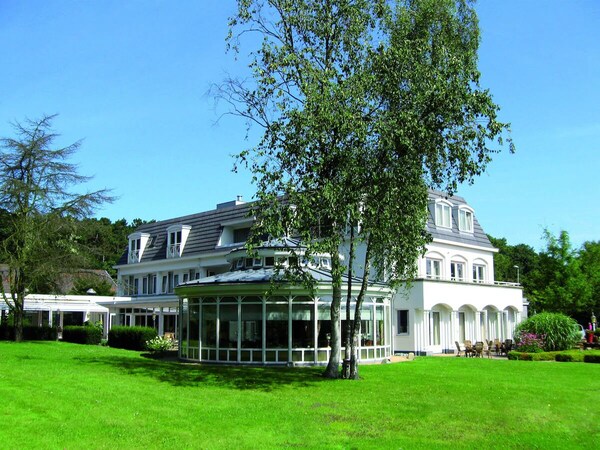 Convenient Stay Near Noordwijk Beach & Historic Lighthouse! Free Breakfast! - Noordwijk aan Zee