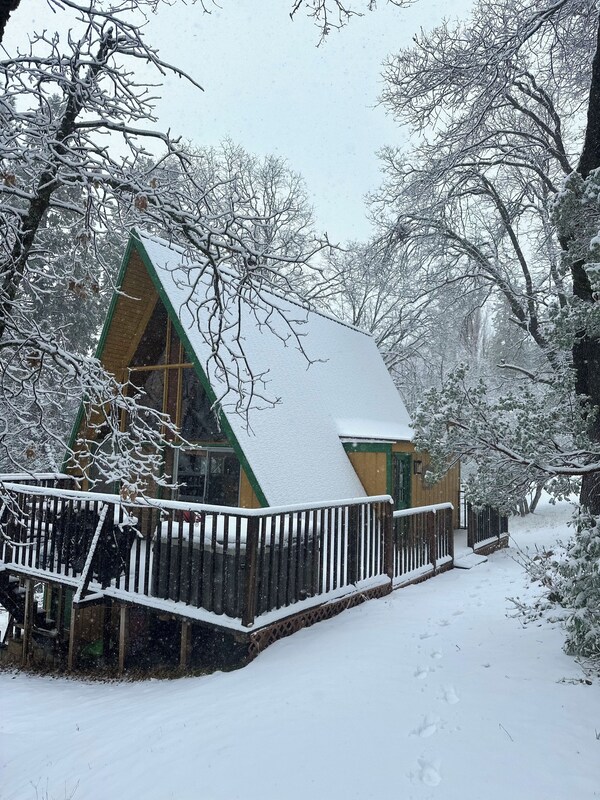 Sequoia A-frame Nirvana: Modern + Views + Hot Tub - Camp Nelson, CA