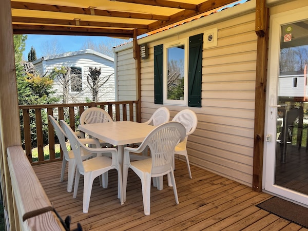 Mobil-home Cosy Pour Une Escapade En Provence - Cheval-Blanc