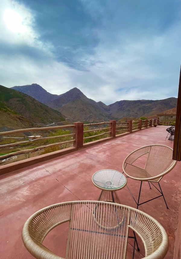 Maison Dhôtes Familiale à Imlil Idéal Randonneurs Et Amoureux De La Montagne - Maroc