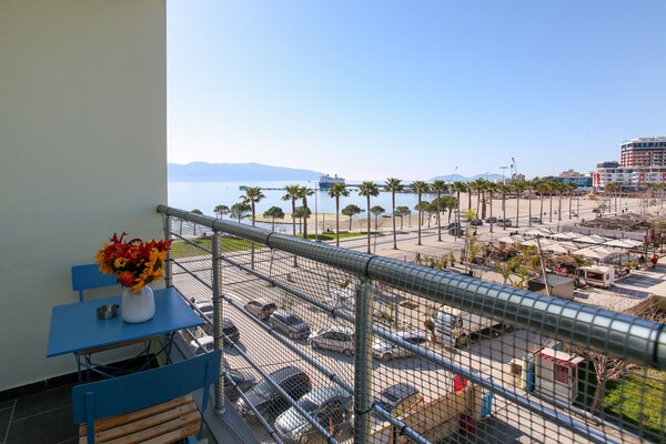 Seascape Sea View Apartment - Vlorë