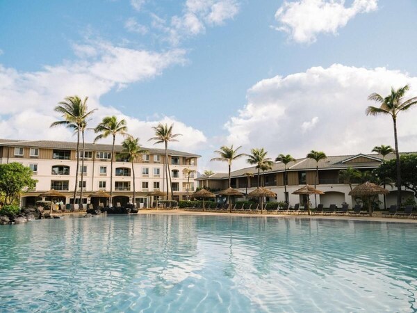 Family-friendly Unit Near Poipu Beach, Free Parking + Large Outdoor Pool - Kauai, HI
