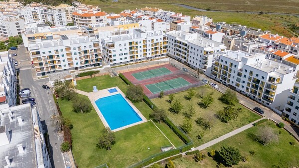 Vila Nova Sunny 2br Apt With Pool By Lovelystay - Silves