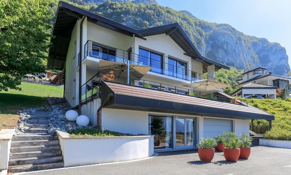 Le Clos Du Lac : Villa Avec Vue Sur Le Lac - Annecy-le-Vieux