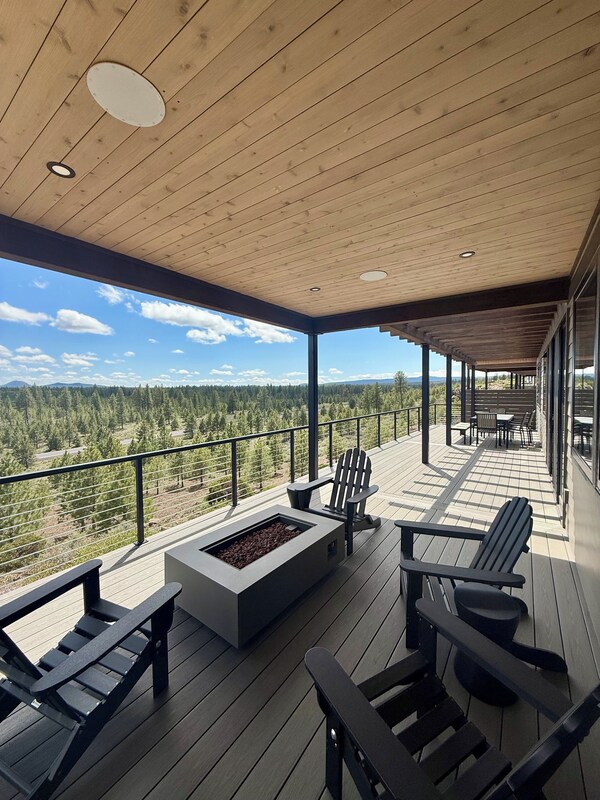 Gorgeous Luxury In Tetherow With Breathtaking Views - Bend, OR