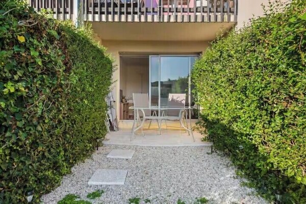 Logement Avec Terrasse, Vue Sur Le Golf D'houlgate - Houlgate
