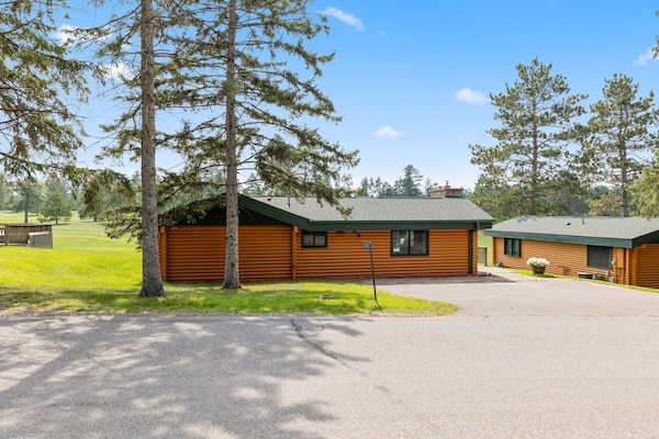 Rustic 2br Cabin With Deck Overlooking Golf Course - Crosslake, MN