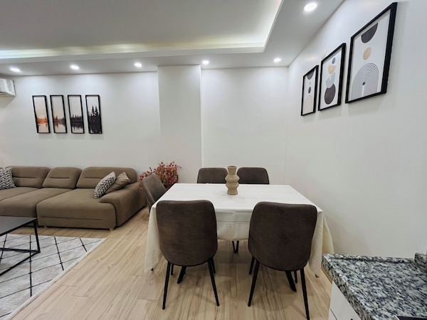 Two-bedroom Apartment In Taksim - No: 6 - Bakırköy