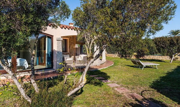 Villa 'Mariella' Con Terrazza Privata, Wi-fi E Aria Condizionata - Costa Rei