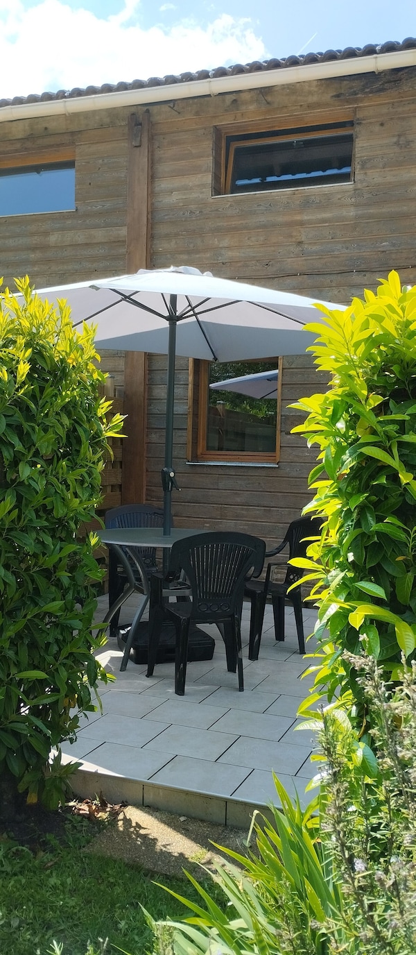 Buddleia, Cosy Gite, Private Terrace, Shared Swimming Pool Heated To 28°c - Charente-Maritime