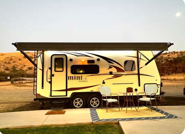 Fantastic Little Rv With Ac In Charming Exeter - California