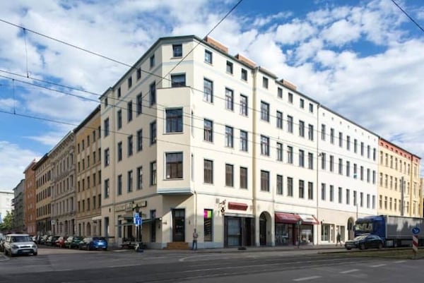 Helle Wohnung In Top-lage, Hasselbachplatz - Altstadt, W-lan, 4 Schlafplätze - Magdeburg