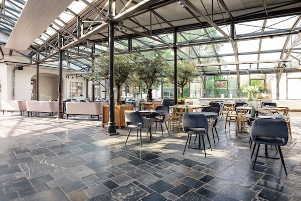 Convenient Location With Free Parking, Free Dining! Close To Kasteel D'erp! - Venlo