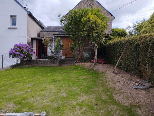 House, 5 Minutes From Downtown - Quimper