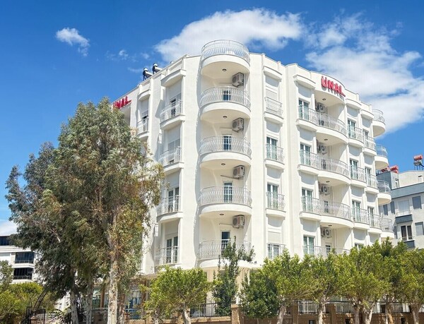 Family-friendly Furnished Apartment Hotel - Antalya