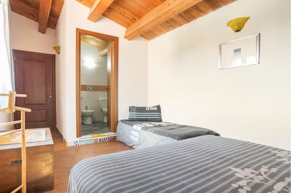 Agriturismo Stallaini, Family Hospitality Surrounded By Art And Nature - Sicilia