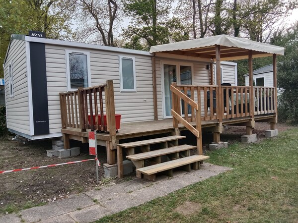 Mobile Home Super Cordélia Modèle Confort Et Sérénité\nidéal Pour Les Familles - Névez