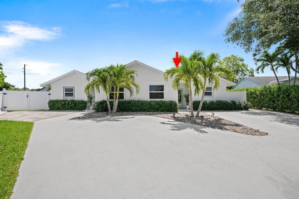 The Jupiter Escape!! - Jupiter, FL