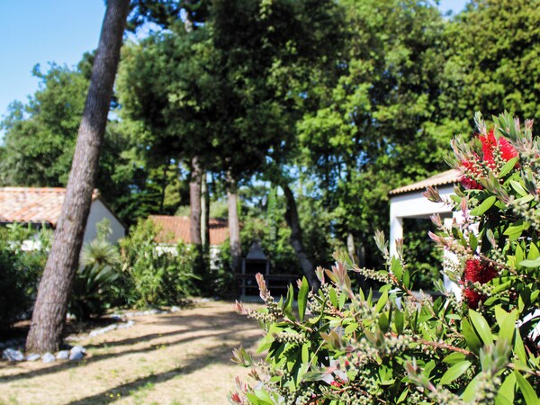 La Villa Pinède, Avec Spa, à 5 Minutes De La Mer - Vendée