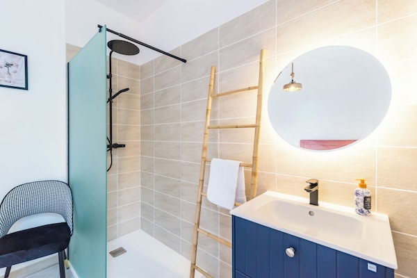 Cocon Lumineux Et Design Proche Gare Hôtel Lefort - Guingamp