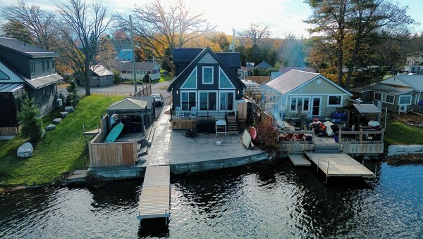Fish And Relax In A New Waterfront Four-season Cottage 1 Hour East Of Whitby! - Campbellford