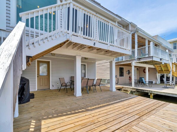 Canal Place Unit 8 Harbor Views With Boat Dock - Destin, FL