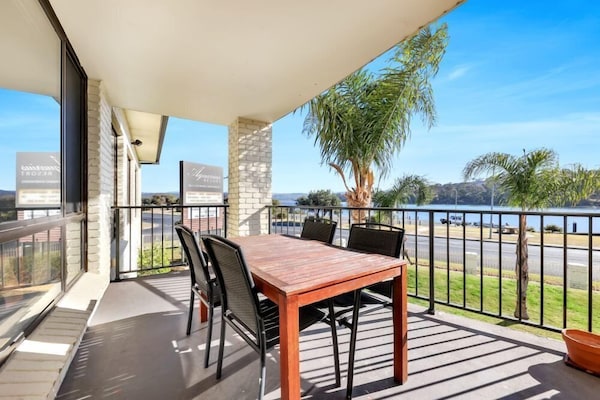 Merimbula Aquarius - 3 Bedroom Deluxe Lake View - Merimbula