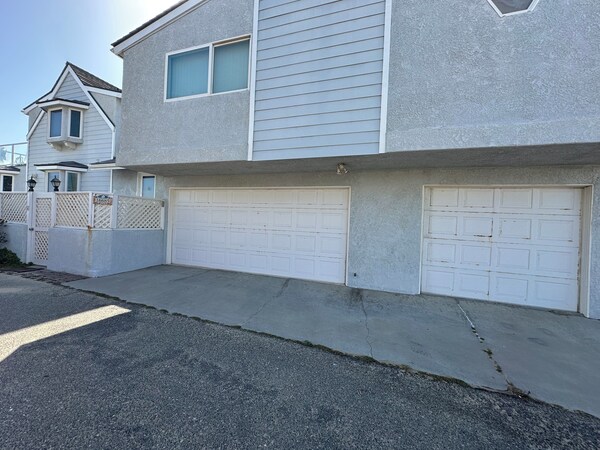 Sunset Beach, Fully Furnished, Oceanfront Cottage! - Long Beach, CA