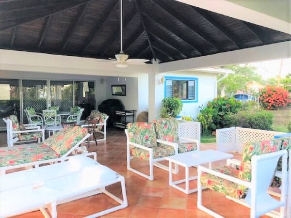 Charming 3-bedroom Villa With Pool, Wifi, Ac In Long Bay Near Sam Lords Castle. - Barbados