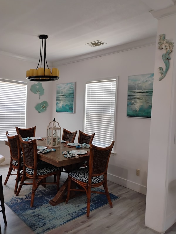 Charming 3-bedroom House In \Nbig Pine Key Near Beach And Key West - Big Pine Key, FL
