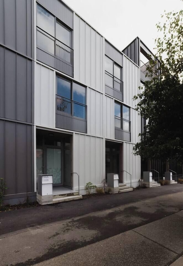 2-in-1: 2br Apt + Self-contained Studio - Wellington