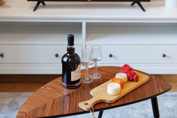 Hostwise - Bright Flat W/ Balcony - Felgueiras