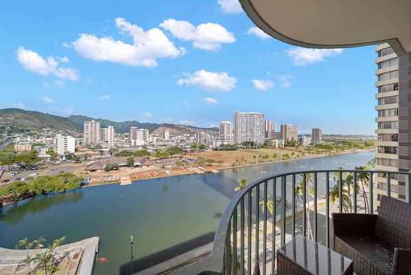 Cozy 1-bedroom Apartment In Amazing Honolulu With Wifi, Ac - O‘ahu, HI