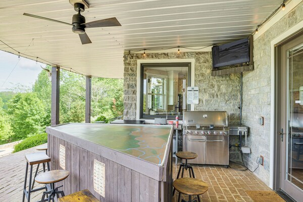 2-story Dock & Deck At Huge Family Home In Doyle! - Rock Island State Park, Rock Island