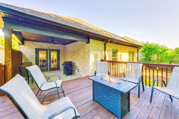 3 Mi To Campus: Auburn Home W/ Deck + Fire Pit - Auburn, AL