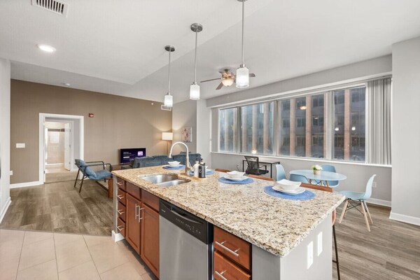 Luxury Apartment | Downtown | Free Parking - JACK Cleveland Casino