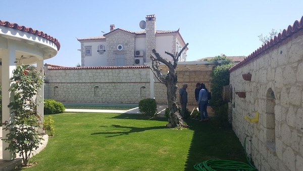 İZmir çEşme Alaçatı Lüks Müstakil Villa - Alaçatı