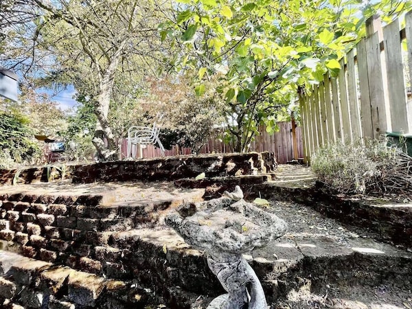 Master Suite With Private Patio, Fruitful Garden - Seattle, WA